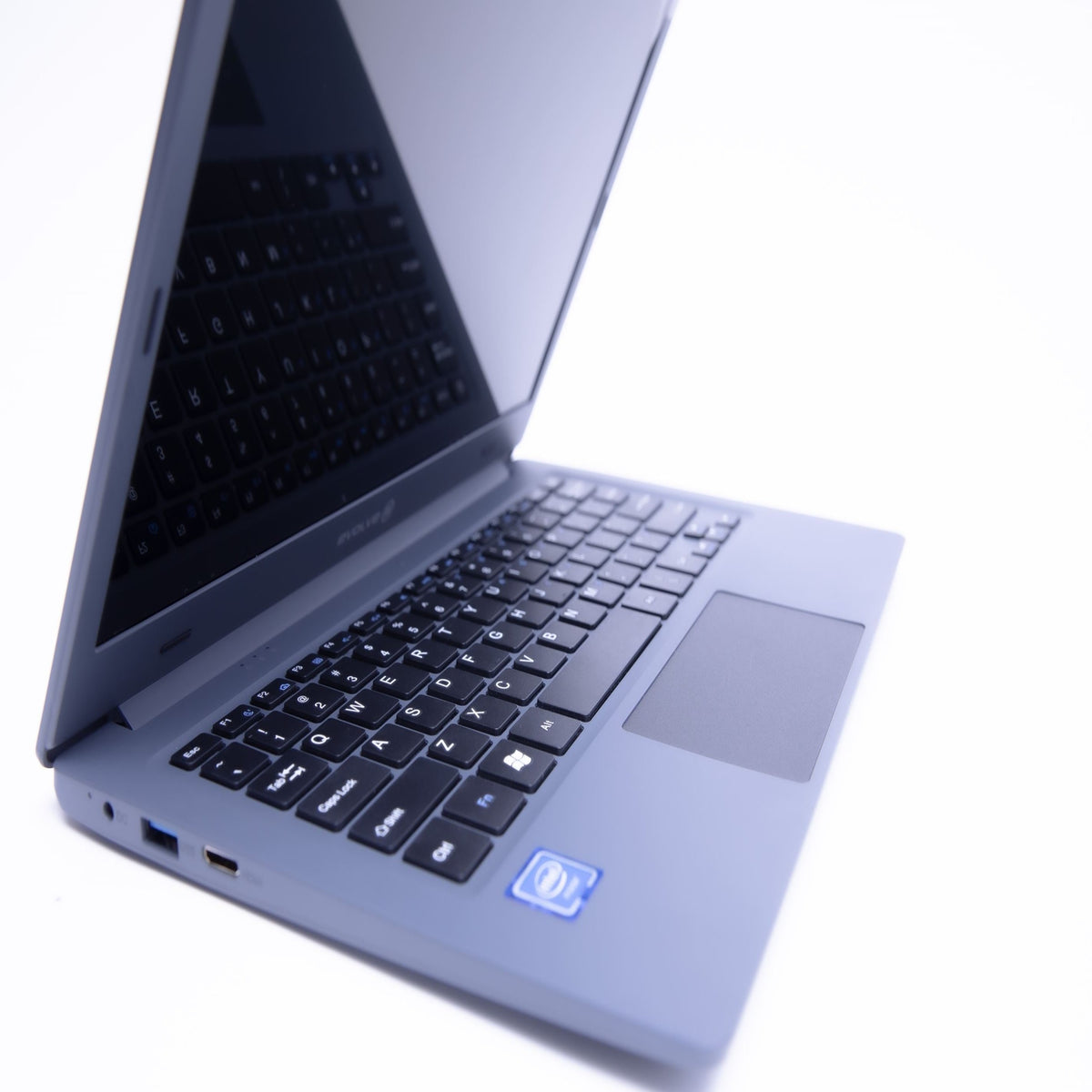 Evolve III Laptop – Betesamuel